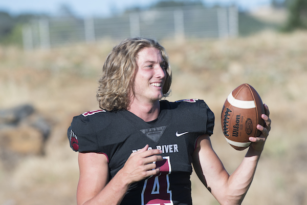High School Football » Strong Side: Inside Football’s Good Fight